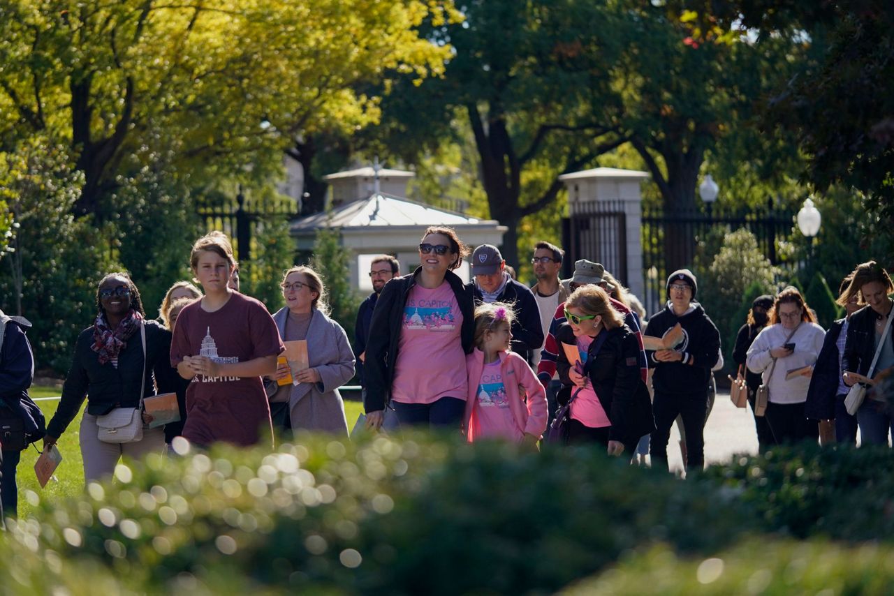 'Bucket list': White House garden tours prune a US divide