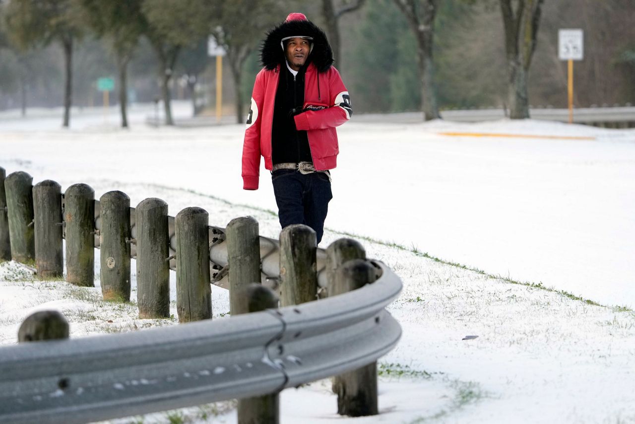 Power cut across Texas as snow, ice blanket southern Plains