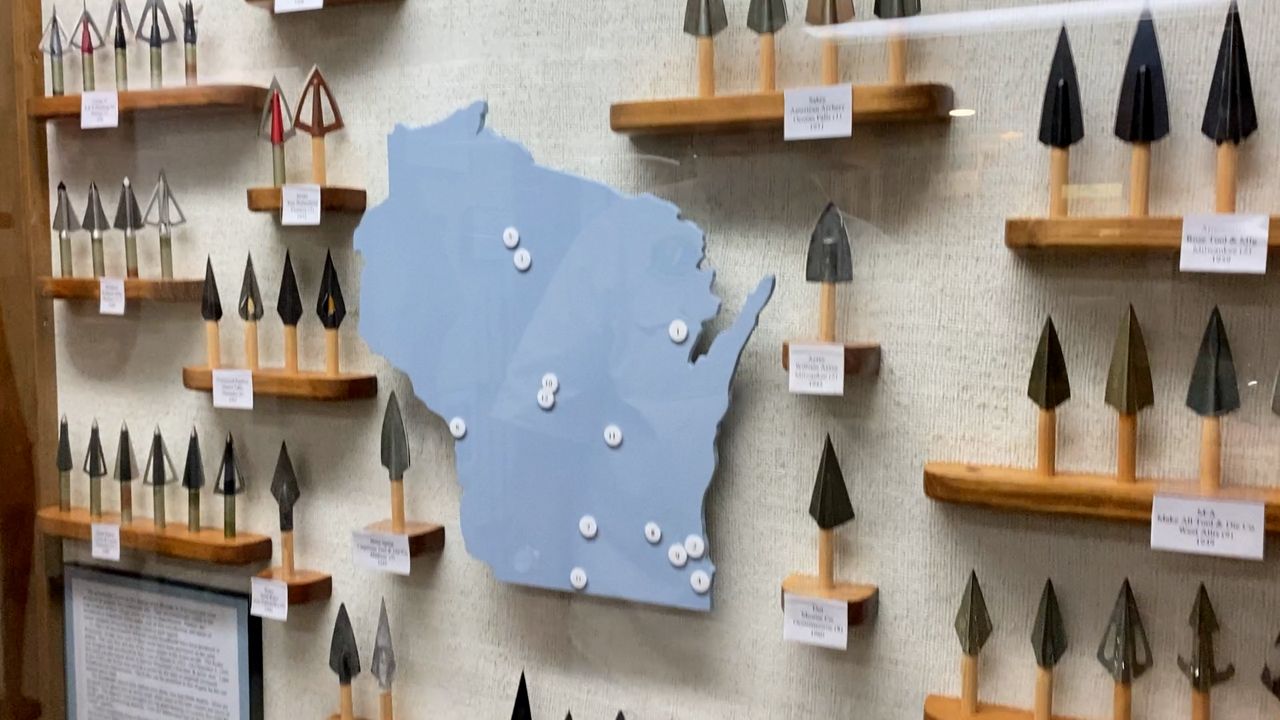 Wisconsin bowhunting history archery