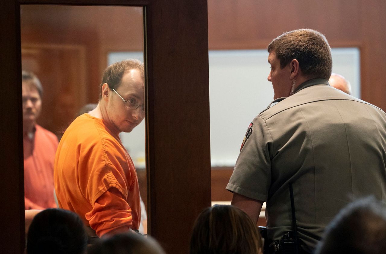 Man charged in Wisconsin kidnapping, killings due in court