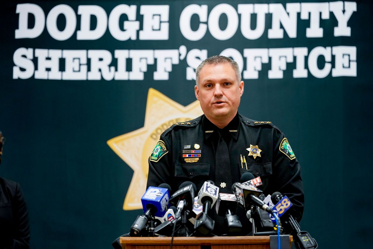 Wisconsin warden jailed hours before news conference on prison death ...