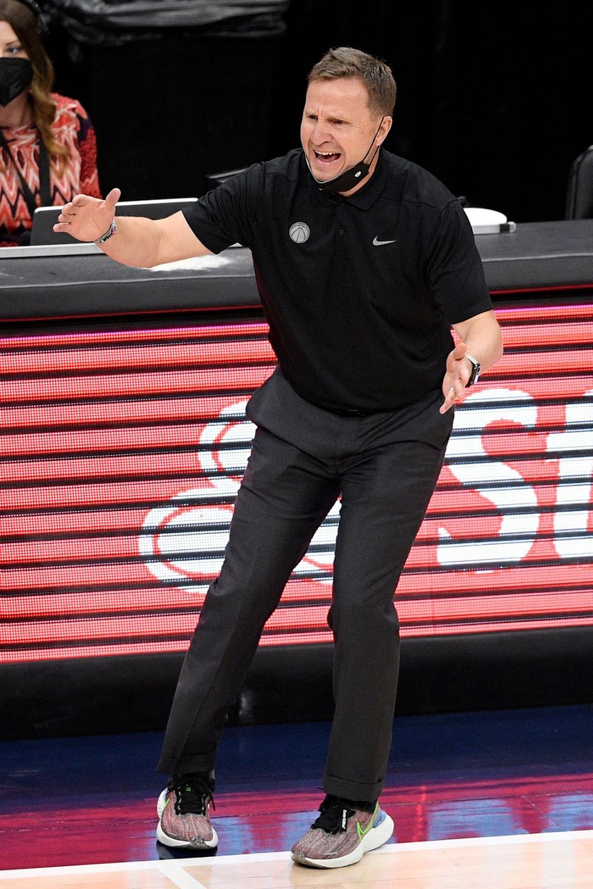 AP source: Scott Brooks out as Wizards coach after 5 seasons