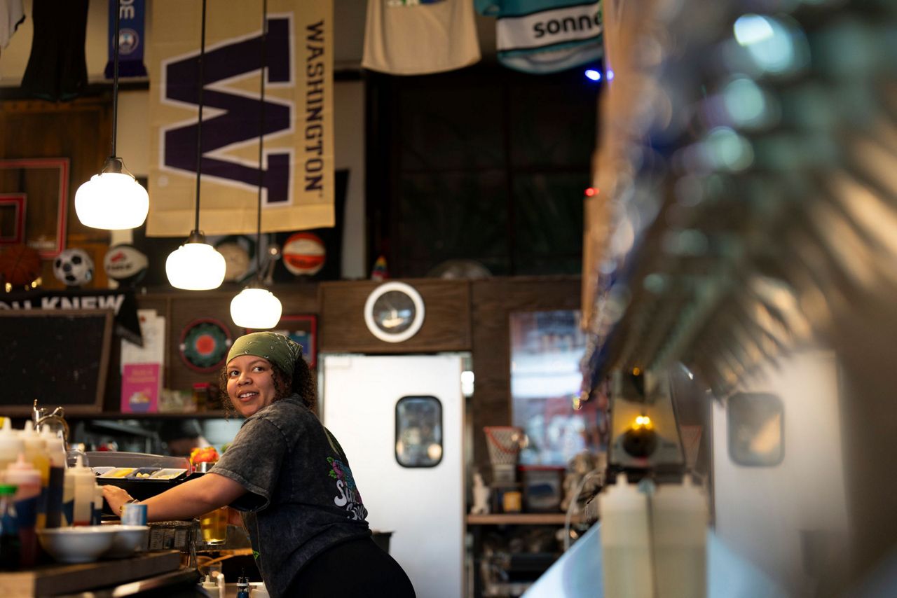 Oregon's Sports Bra, a pub for women's sports fans, plans national ...