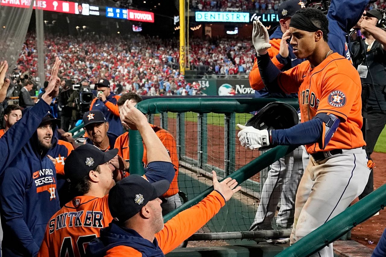 Astros rookie star Peña delivers again in World Series win