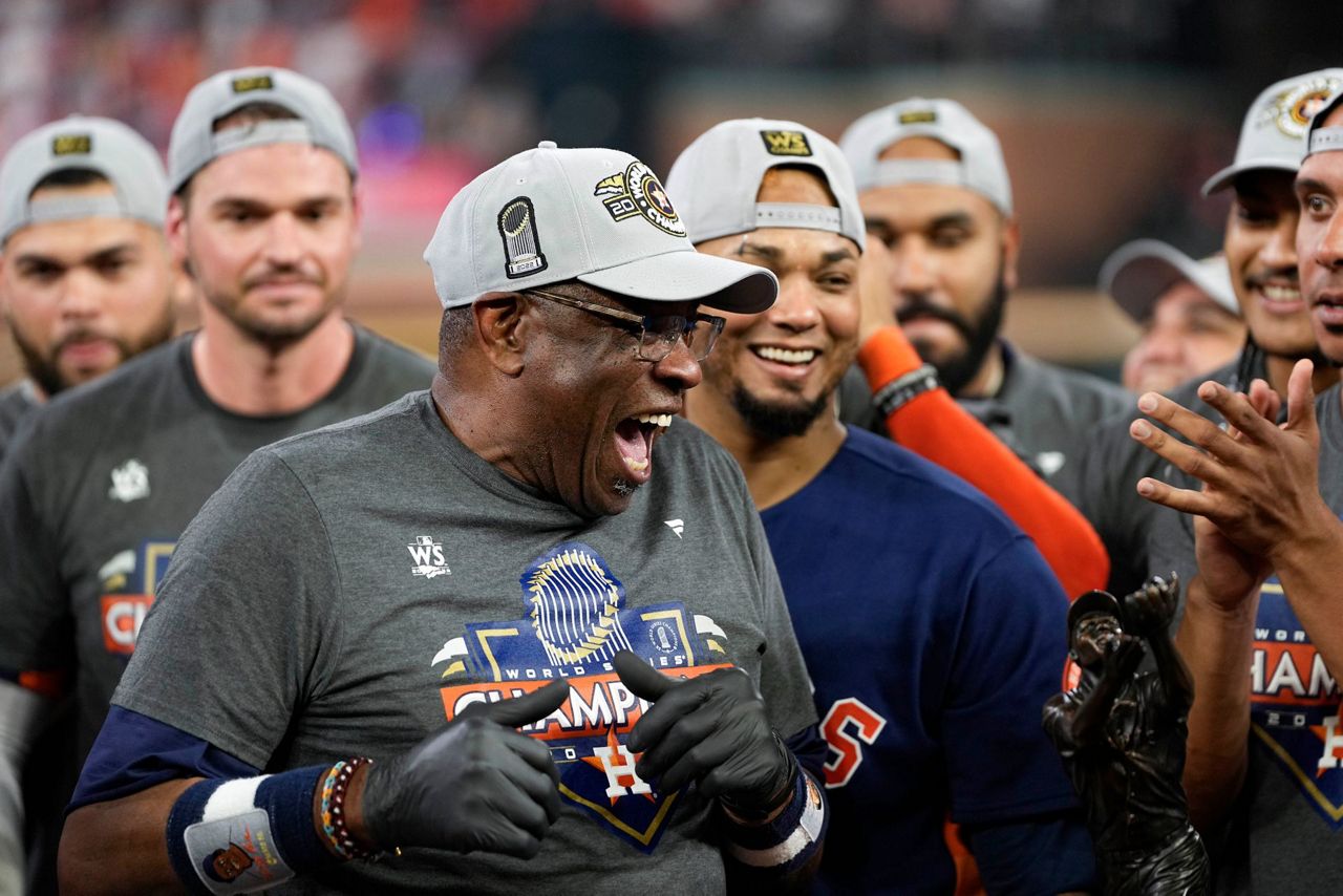 Baker finally wins 1st Series title as manager with Astros