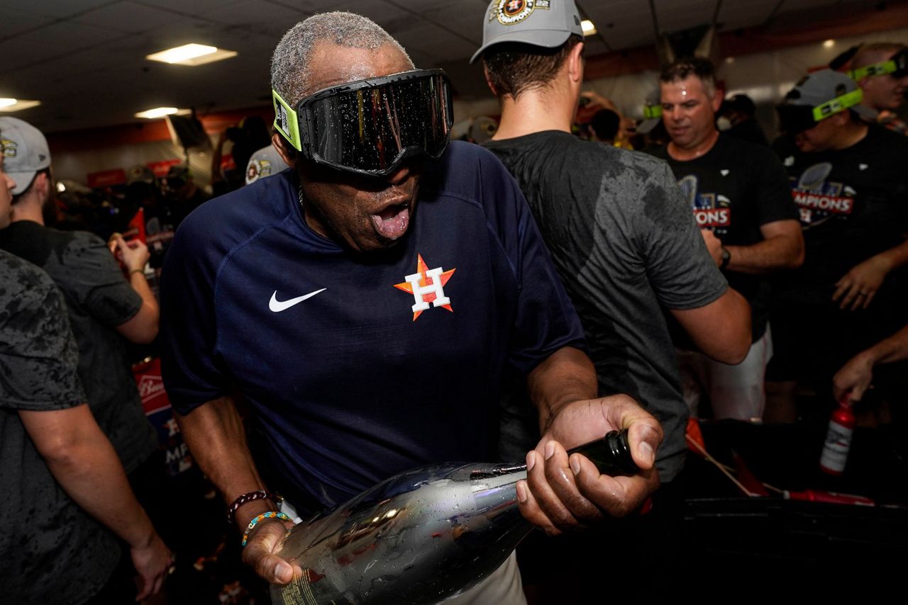 Baker finally wins 1st Series title as manager with Astros