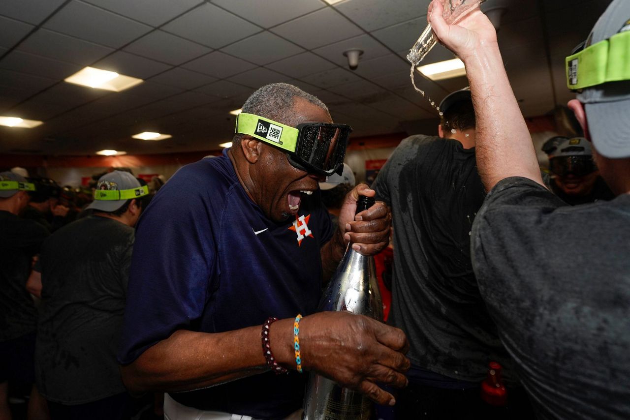 Baker finally wins 1st Series title as manager with Astros