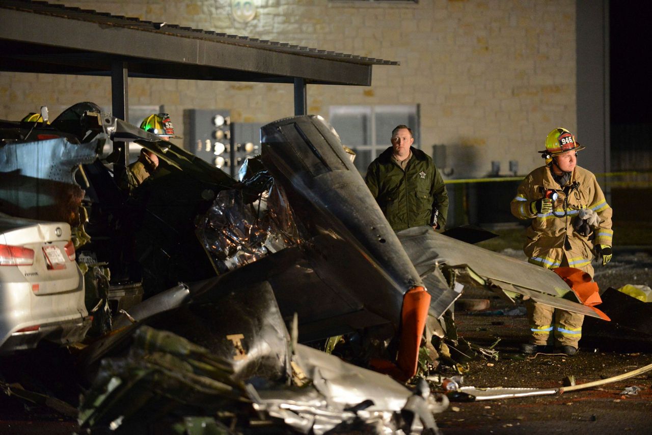 WWII pilot killed in vintage airplane crash in Texas