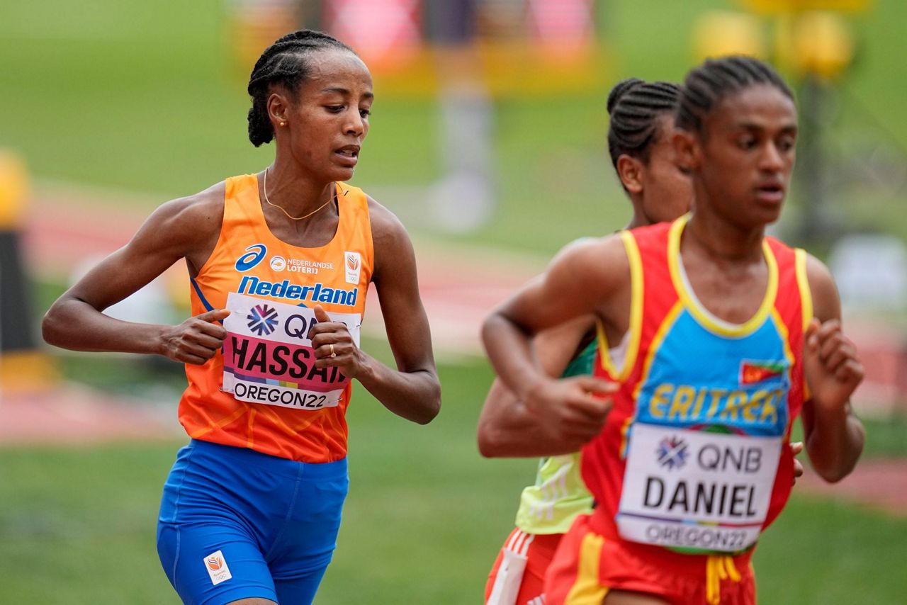 Hassan finishes 4th in world 10,000 meters; Gidey gets gold