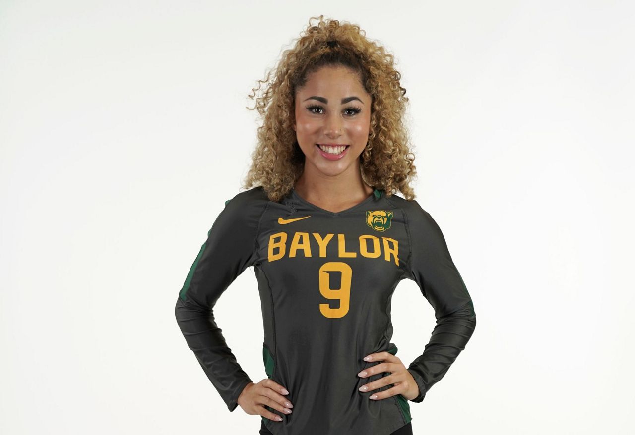 Cheerleaders shot after one says she got into wrong car