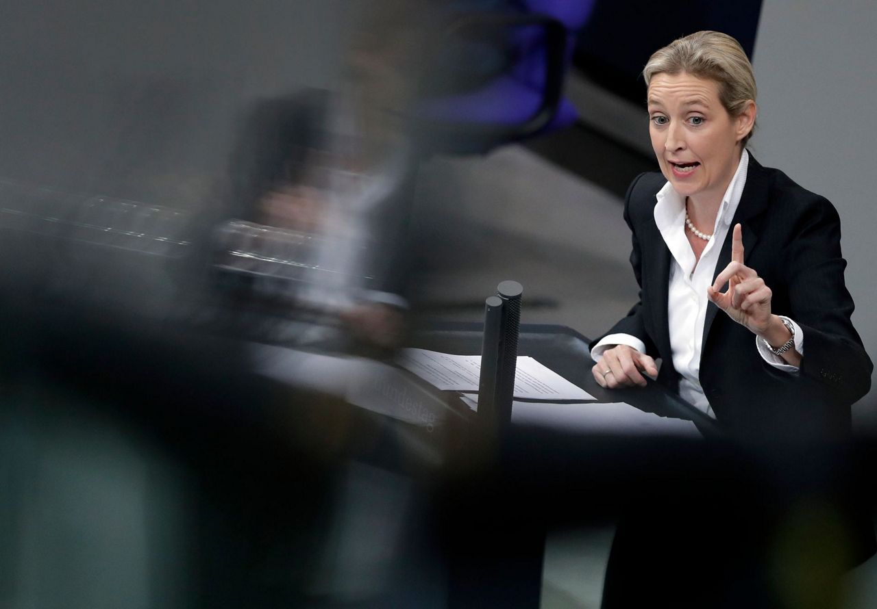 Brexit, tariffs, populism could buffet Europe in 2019