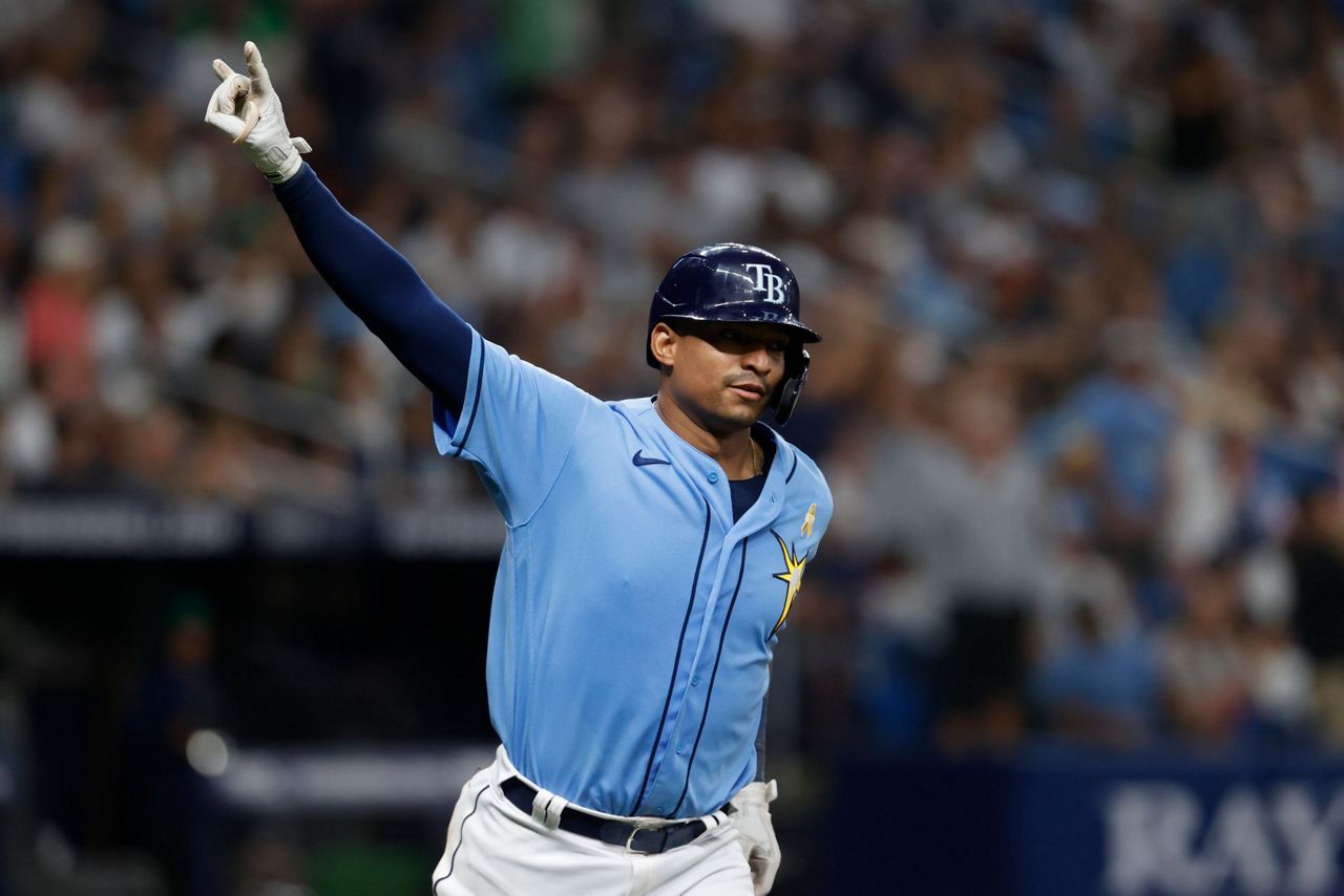 Rays beat Yankees 9-0 to move within 5 games in AL East