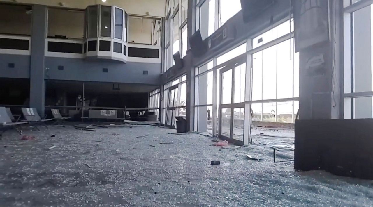 Blast at Yemen's Aden airport as new Cabinet members land