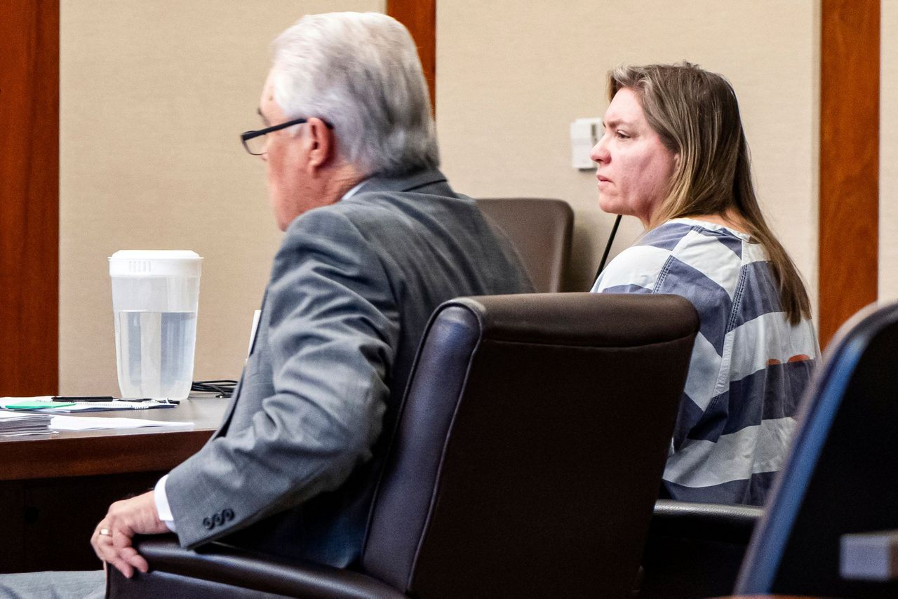 YouTube mom Ruby Franke apologizes at sentencing in child abuse case