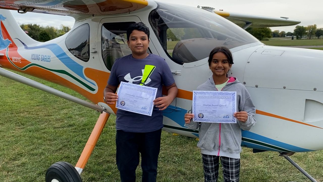 Young Eagles EAA Pilot Volunteer Makes 10,000 flights