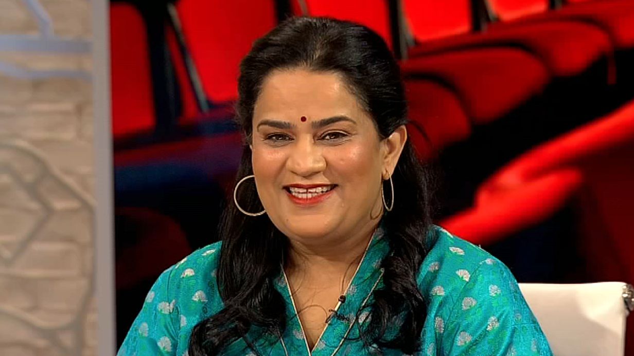 Indian comedian uses humor to diversify the industry