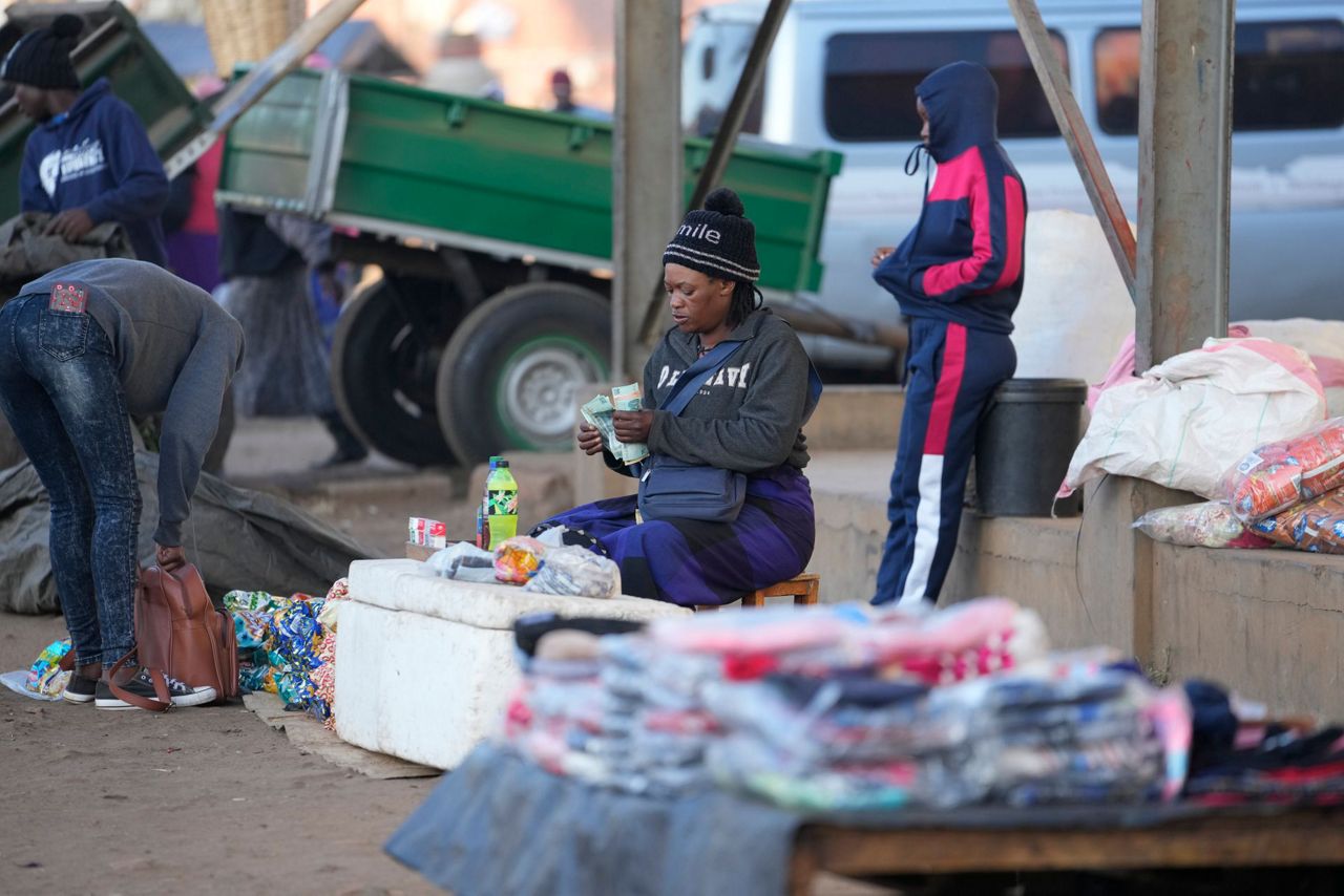Zimbabweans count their toes as inflation soars above 130%