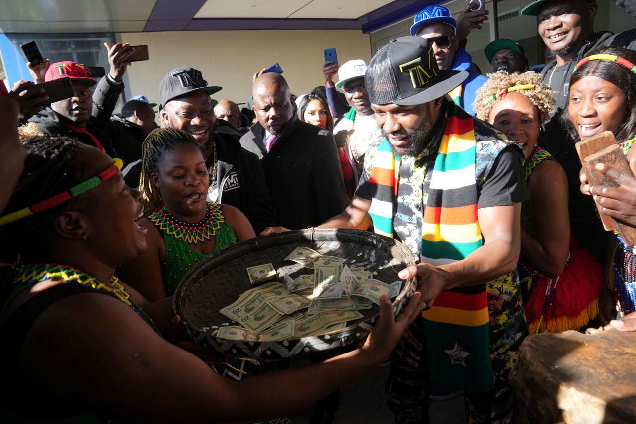 Boxing great Floyd Mayweather Jr. thrills crowd in Zimbabwe during ...