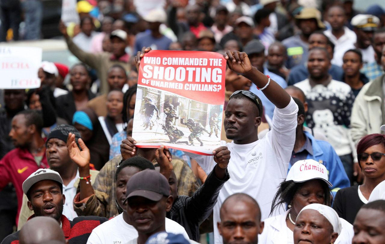Zimbabweans protest 'cocktail of lies' amid economic decline