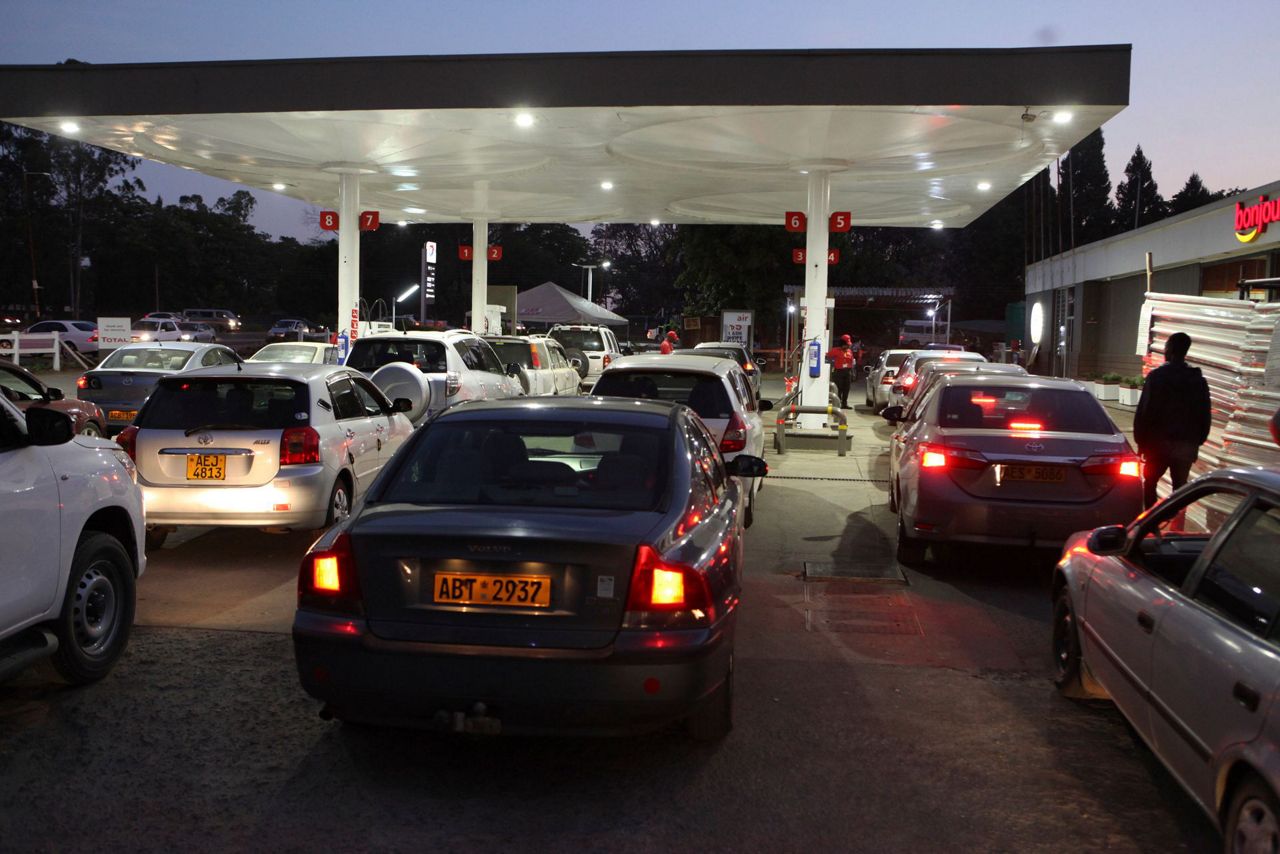 Zimbabwe faces its worst economic crisis in a decade