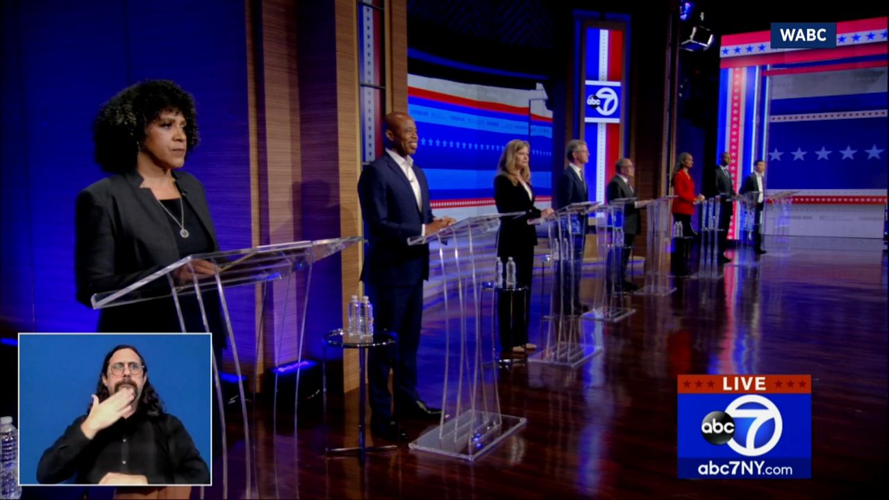 Democratic mayoral candidates trade barbs on debate stage