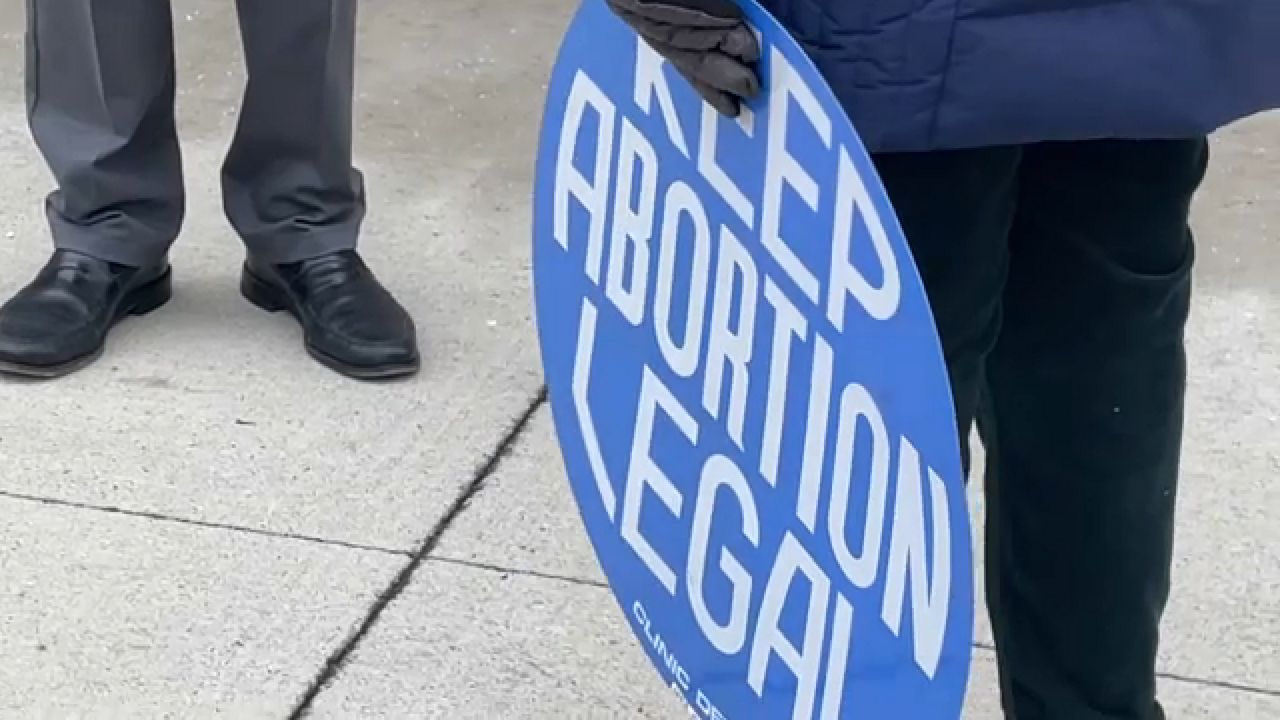 Rochester residents commemorate Roe v. Wade 50th anniversary