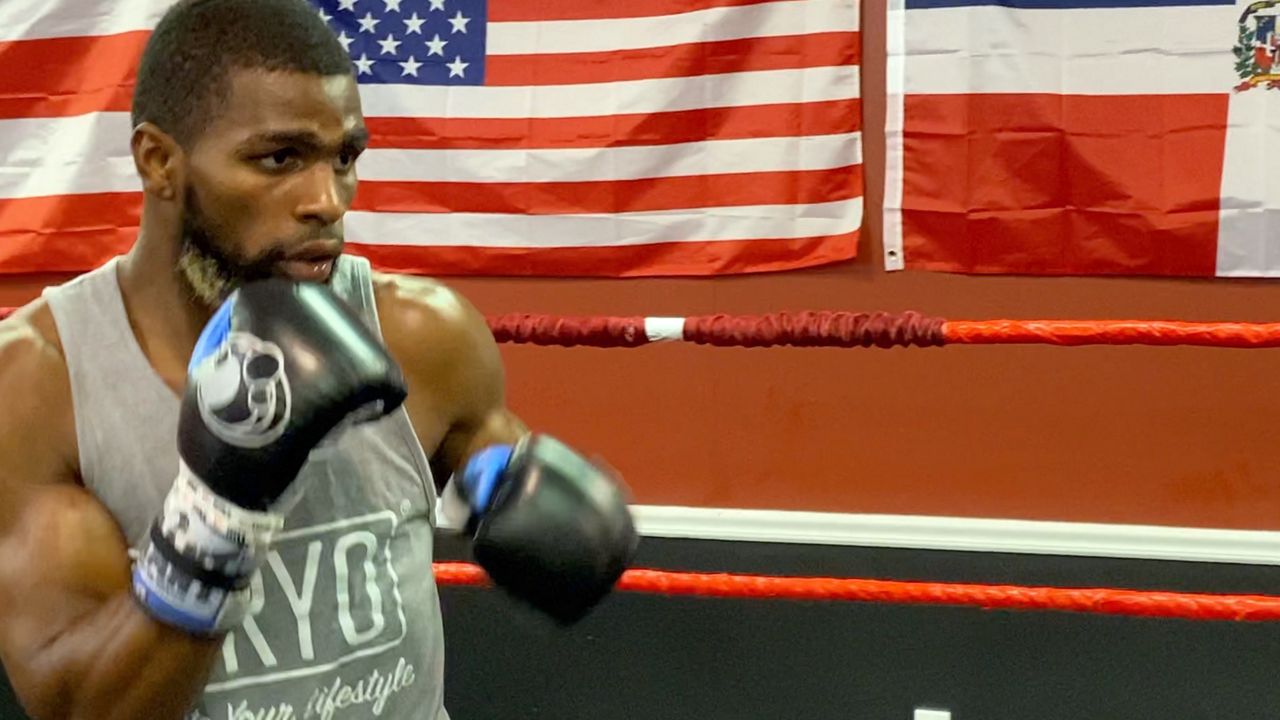 Albany boxer, back from injury, seeking perfection