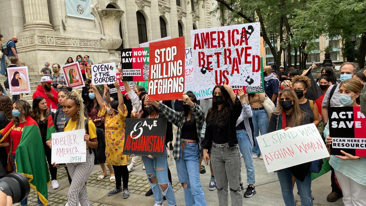 Protesters call for safe evacuation of Afghan refugees