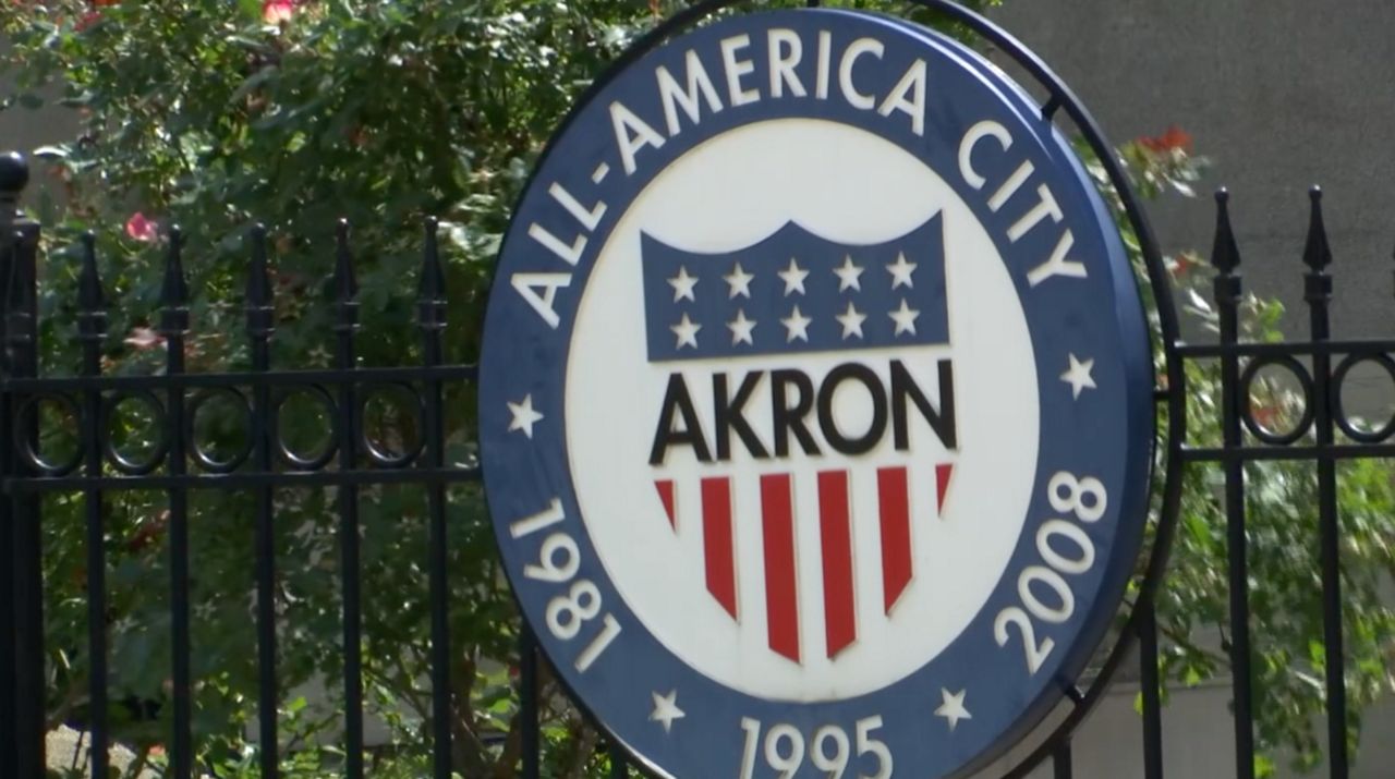 Akron mayor pushes senators infrastructure deal