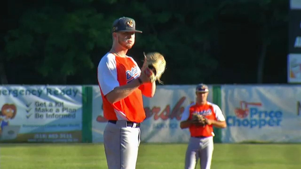 Billy Price Overcomes Cancer to Continue Baseball Career
