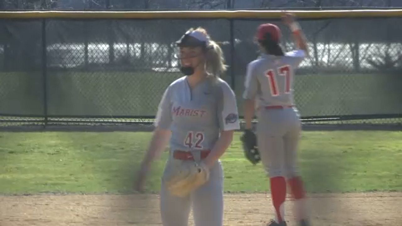 Calista Phippen Named MAAC Rookie Of The Week