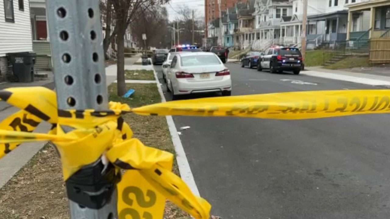 Suspect in Albany shooting killed by troopers, police say