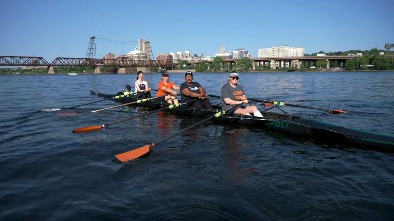 Free lessons marking Learn to Row Day