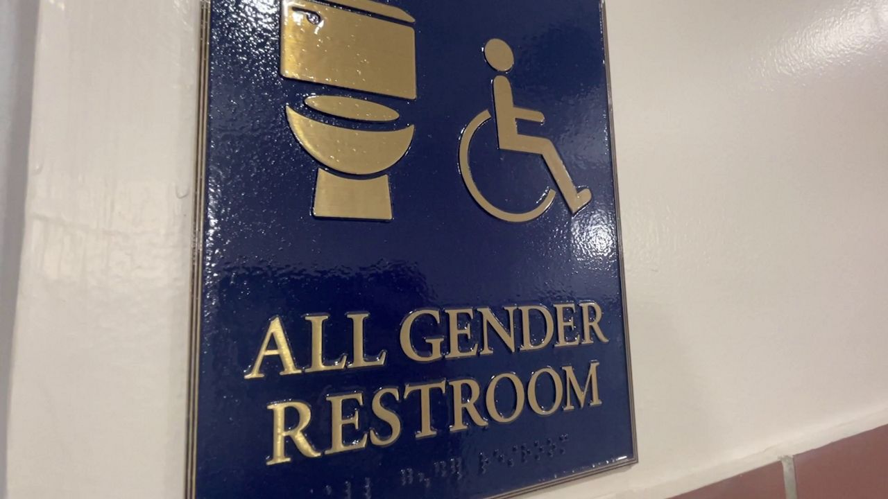 St. Petersburg to change single-use bathroom signs