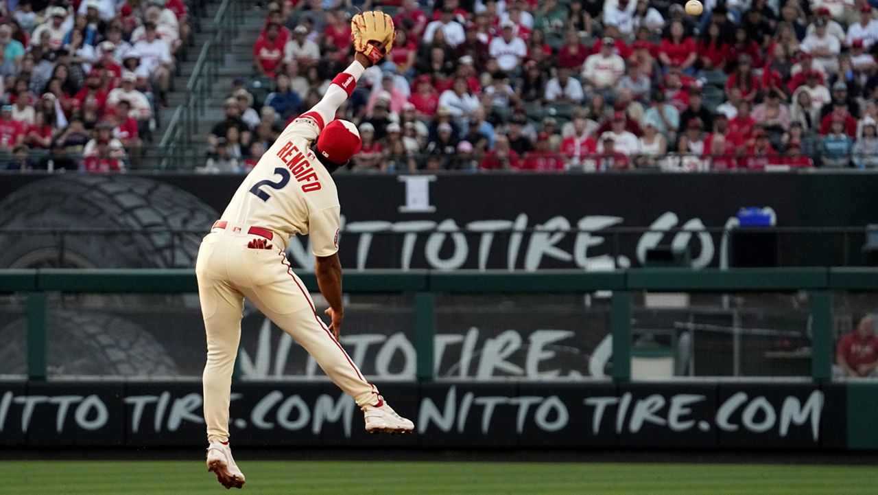 Angels fall 3-1 to the Diamondbacks, extend losing streak