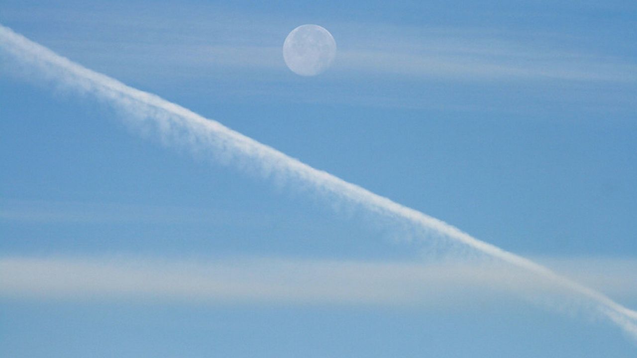 Switching jets to biofuel could reduce climate changing clouds