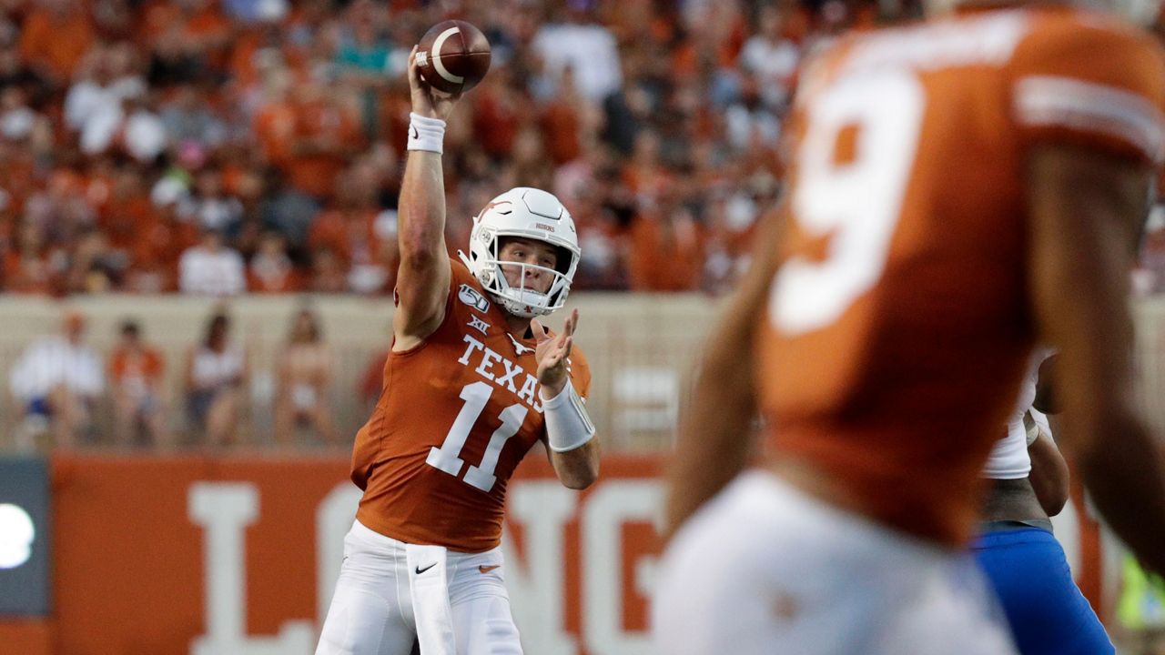 Texas QB Ehlinger Entering NFL Draft