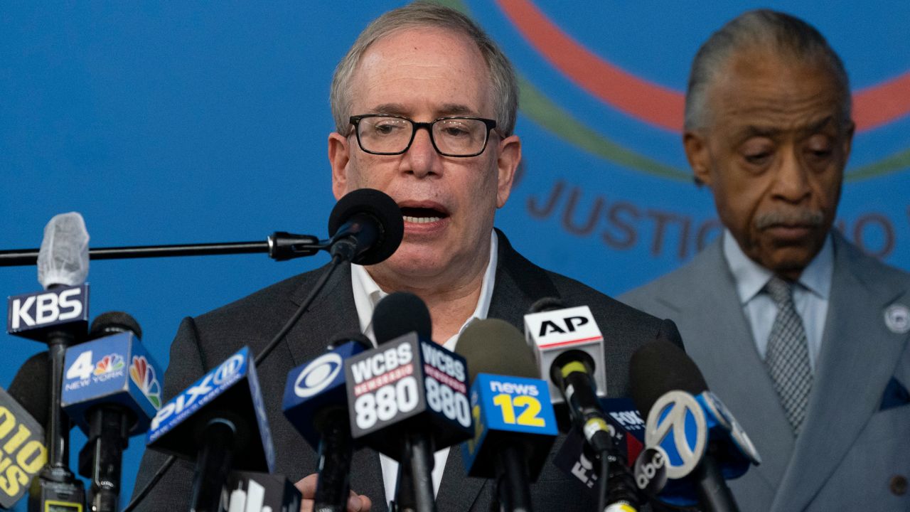 Stringer's Mayoral Campaign Gets Local Teamster Support