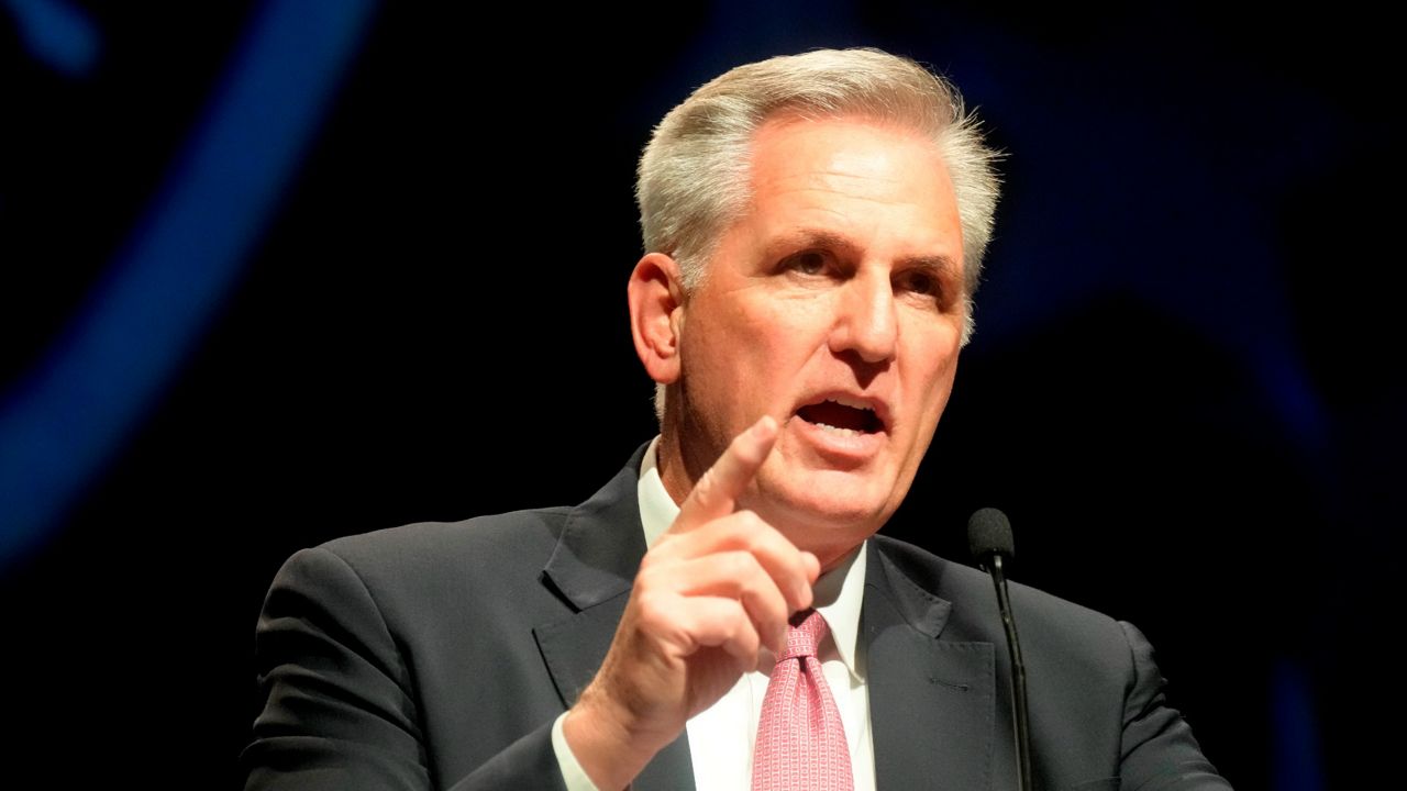 With House GOP leader in NYC, Democrats try to get publicity