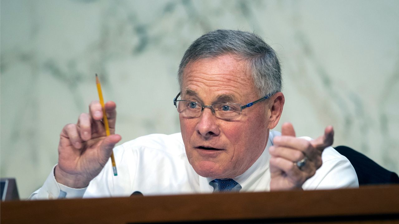 Richard Burr's colleagues reflect on his Senate tenure