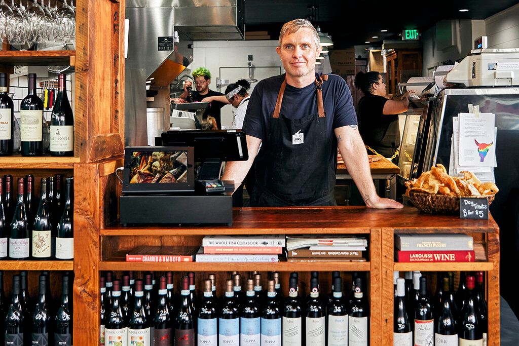 Smaller food cos. get set for a high-priced holiday season