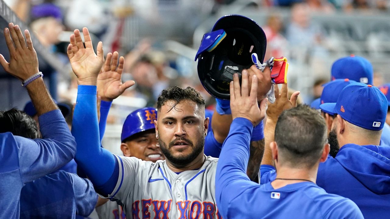 Mets cut Tomás Nido, reinstate Omar Narváez from 60-day IL