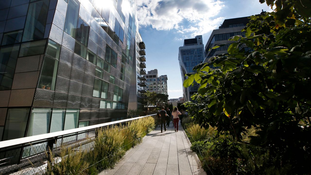 Highline Set to Reopen with Restrictions