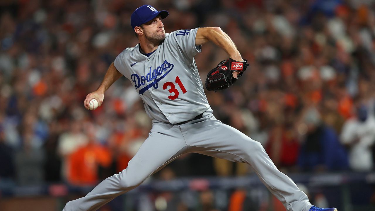 Reports: Mets signing Scherzer to record-setting contract