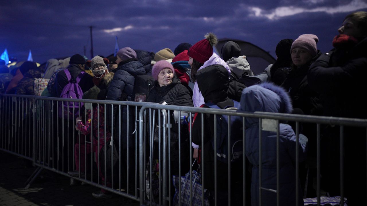 U.N.: Global displaced population tops 100 million