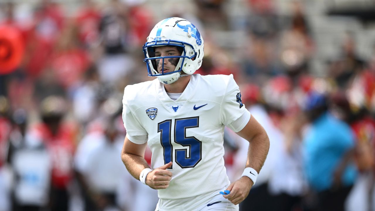 Bulls give up 17-point lead, drop fifth to Central Michigan