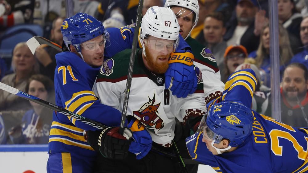 Thompson scores as Sabres drop third straight to Coyotes