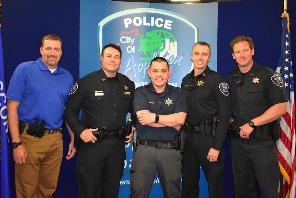 Police officer retires to become mental health professional