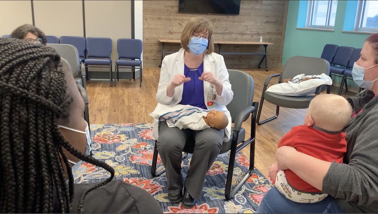 Baby Cafe helps mothers and their breastfeeding journey