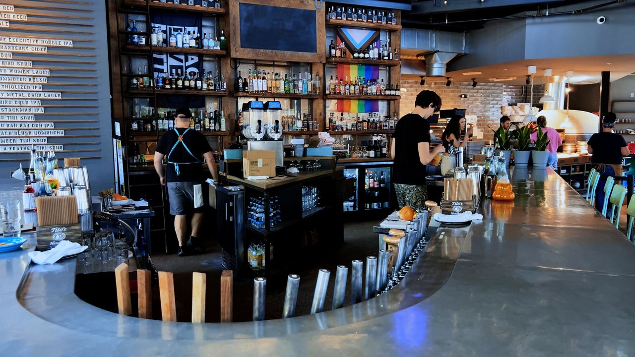 Madison bars undergo 'Safer Bar' training